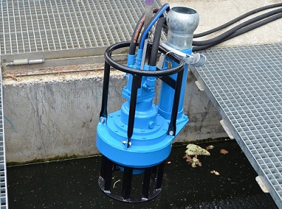 Khansaheb Sykes launch the new Hydraset range of Pumps in the Middle ...